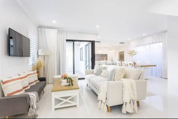 East Vic Park Luxe New Home - Gosnells
