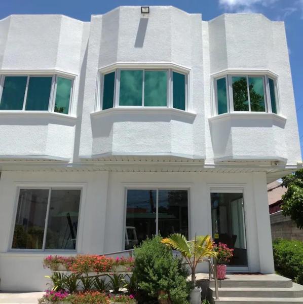 Sillero Painting Gallery And Hostel - Dumaguete