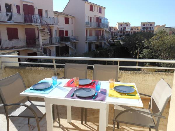 Appt 2 Pieces Mezzanine 28m2 + Terrasse 10m2 Ref 4038 - Marseillan Plage