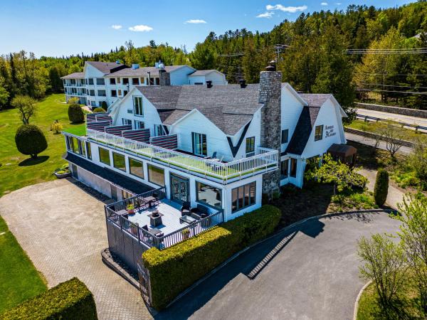 Auberge Des 3 Canards - Clermont, QC, Canada
