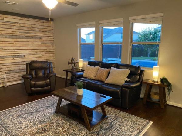 Lush 4br, Large Bckyd, Hot Tub (Tal) - San Antonio, TX