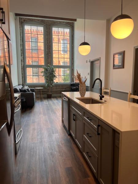Prime 2br Condo Historic Morris Ave, Downtown Birmingham - Cardiff, AL