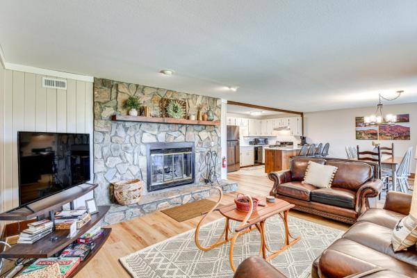 Newly Renovated Sky Valley Condo With Mtn Views - Georgia