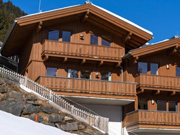 Van Dik Hout - Zell am Ziller