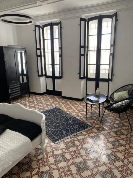 Maison De Village Avec Sa Charmante Grand Chambre Avec Balcon - Saint-Pierre-la-Mer