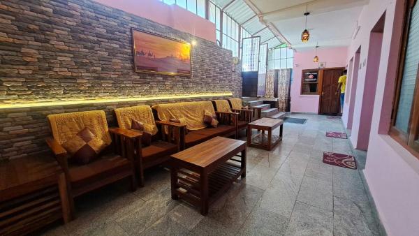 Sona Holidays Inn - Kodaikanal