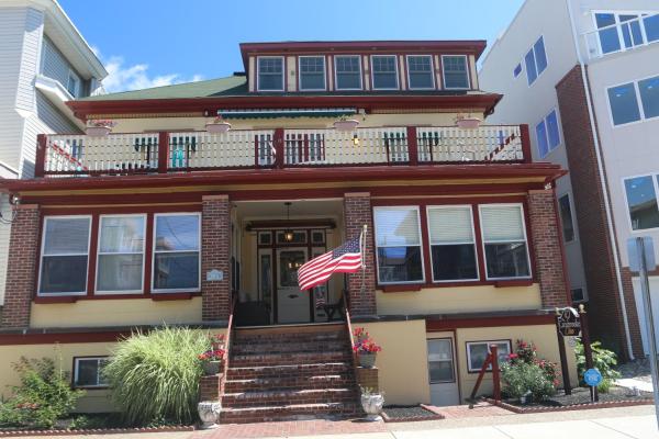 Carisbrooke Inn Bed & Breakfast - Atlantic City, NJ