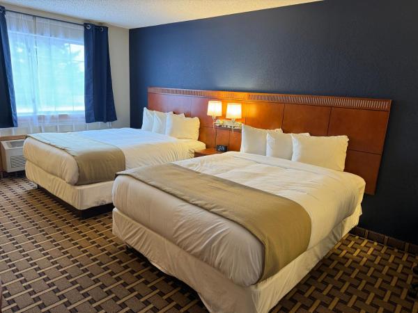 Crossroads Hotel - Tamarack, MN