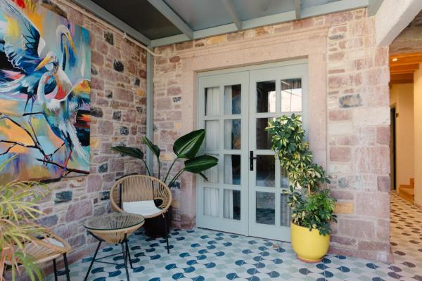 Qara Otel - Ayvalık