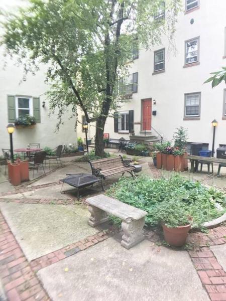 Charming City Escape - Bala Cynwyd, PA