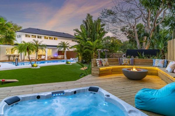 Villa Santa Maria - Cutler Bay, FL