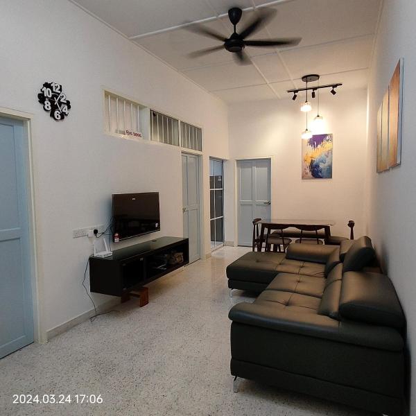 Sterling Homestay - Batu Ferringhi