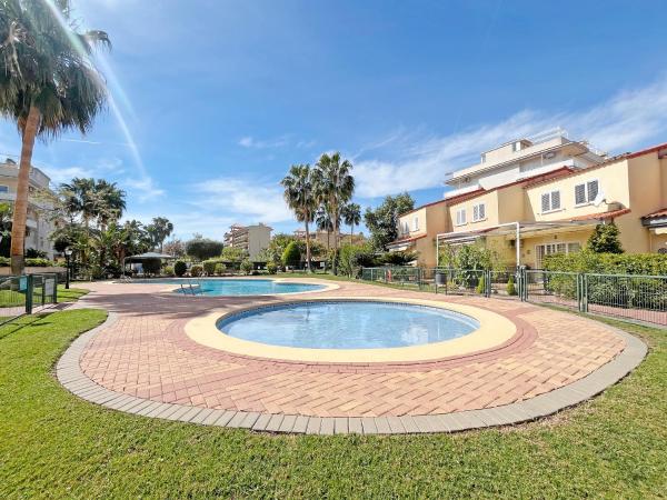 Global Properties, Planta Baja Con Piscina En Canet De Berenguer - Canet de Berenguer