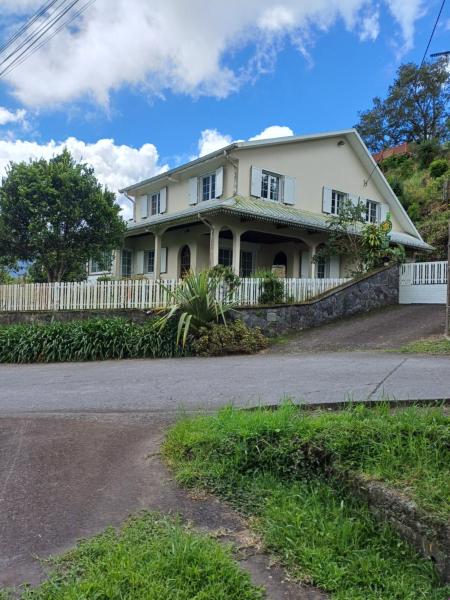 Porte De Mafate - Grand Ilet - Reunión