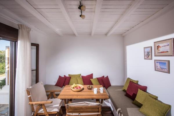 Little Seaside Villa In Hersonissos - Chersonissos