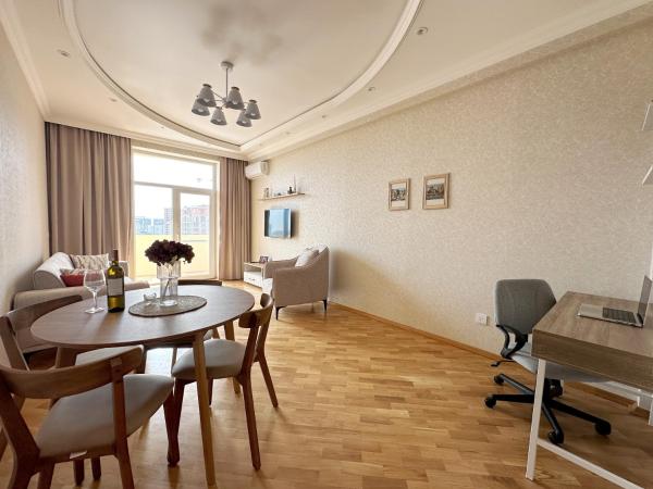 Panoramic City View Apartment With Playstation 5 - Baku
