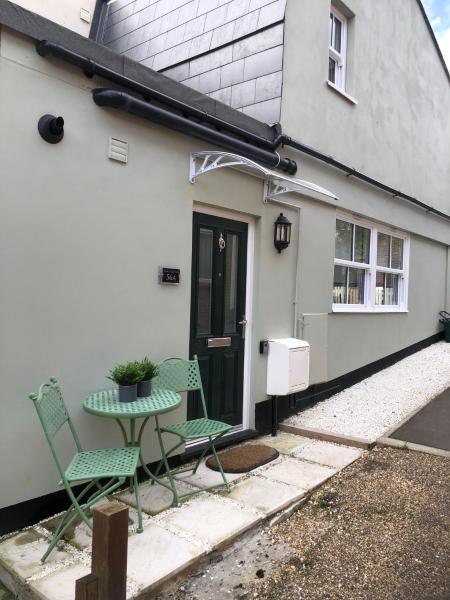 Dinky Cottage - Mersea Island