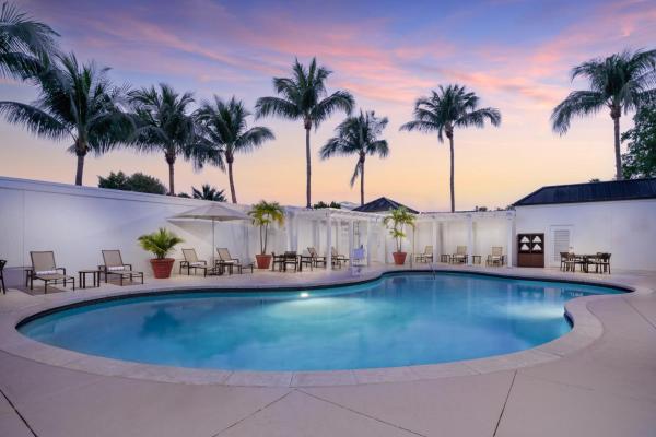Courtyard By Marriott Miami Aventura Mall - Sunny Isles Beach, FL