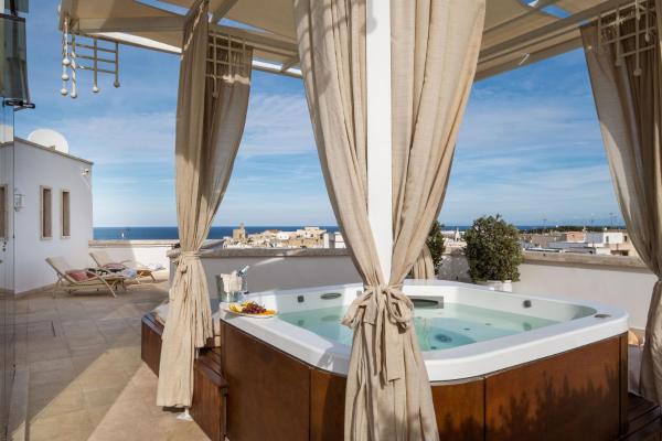 Relais Valle Dell'idro - Rooftop & Sea View, Otranto - Отранто