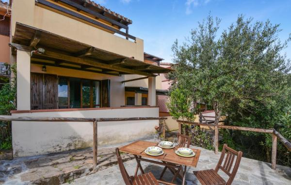 1 Bedroom Beautiful Home In Arbus - South Sardinia