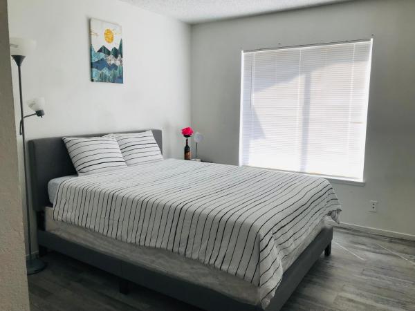 Super 1 Bedroom, Share Bathroom, Kitchen -1 - Nevada