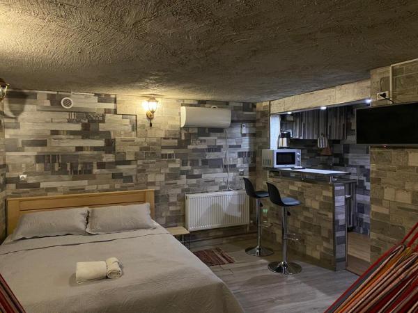 Cozy Basement - Tbilisi