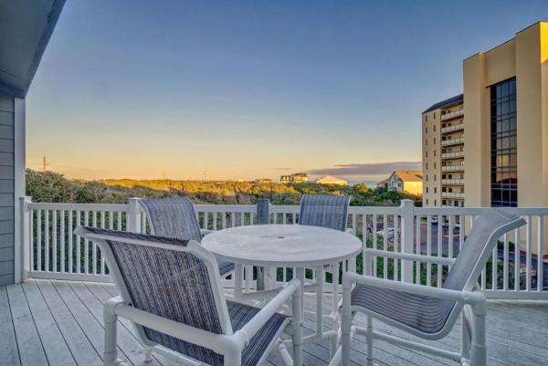 Wave Reviews - Emerald Isle, NC