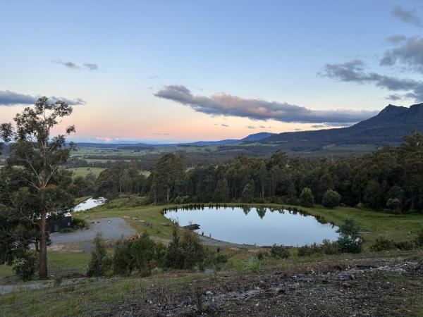The Top Place Retreat - Deloraine