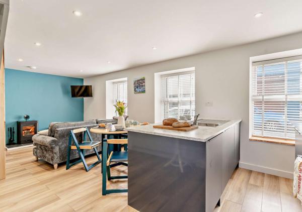 The Old Coach House - Aberaeron - Aberaeron