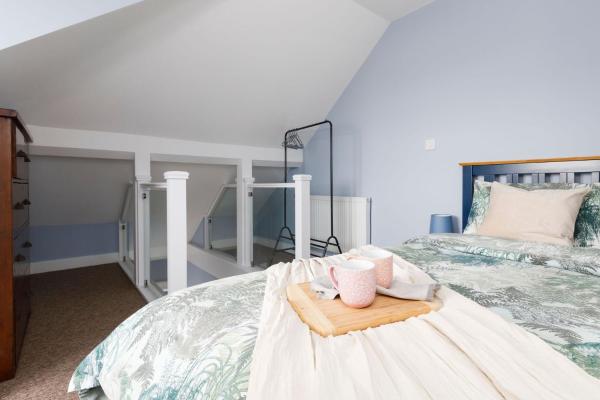 Chic 2-bed Seafront Haven Near Felpham Beach - Bognor Regis