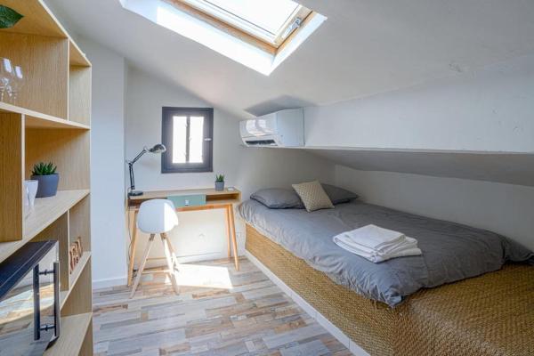Studio Sous Les Toits Très Bien Placé Et Climatisé - Montpellier