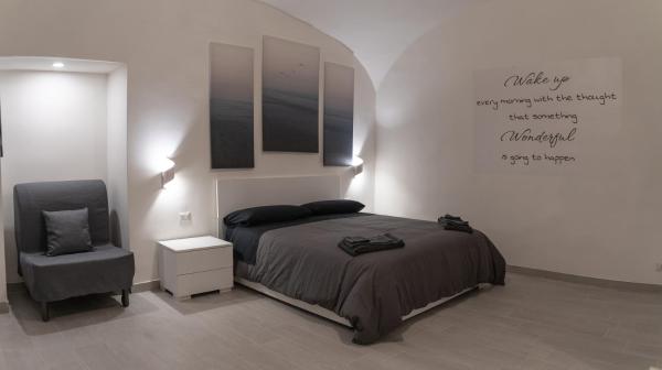 Dietro Al Plebiscito Luxury Suite - Naples