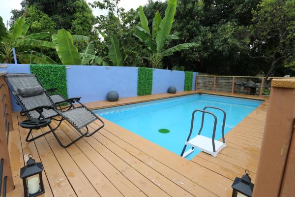Private 2-bedroom Villa With Pool & View In Kingston - Kingston