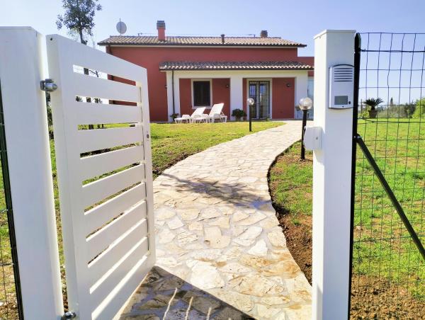 Villetta Fedora Immersa Nel Verde - Cecina