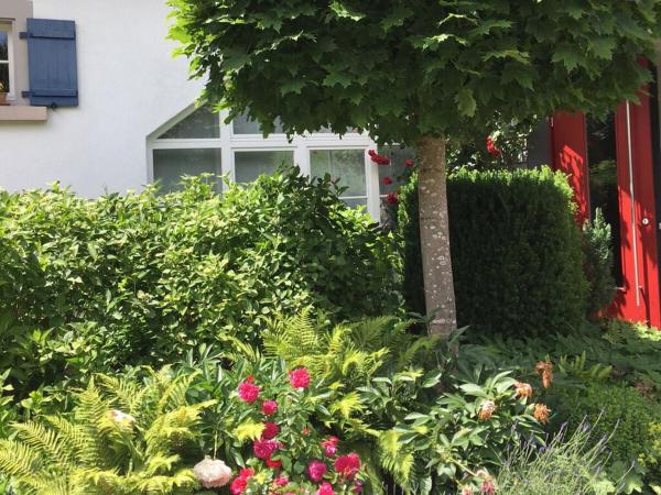 Country House Flair - Constance