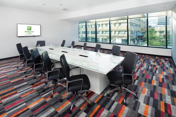 Holiday Inn Hotel & Suites - Montreal Centre-ville Ouest By Ihg - Lasalle