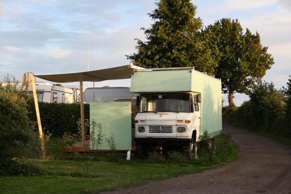 Marilyn - Glamping Im Mercedes Düdo Auf Camping Seeblick - Travemünde