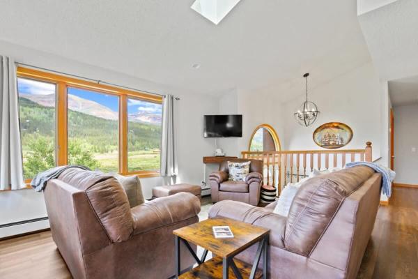 Gorgeous 4br Home With An Amazing Mountain Setting - Alma, CO
