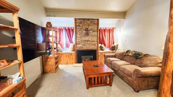 2bdr Walk To Ski Lifts And Main St - Breckenridge, CO