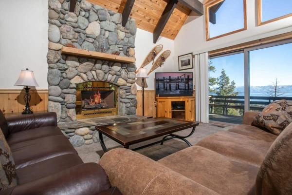 Carnelian Bay View Cabin - Tahoe City, CA