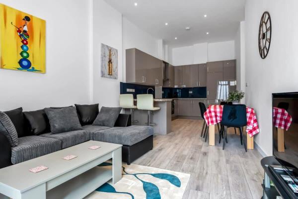 Lovely 1 Bedroom Apartment In Central Woking - Woking