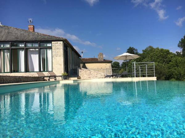 Logis Des Chauvins - Gîte Côté Parc - Saintes