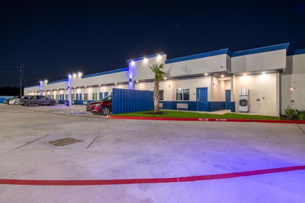 Azul Inn - Houston, TX