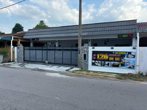 126 Homestay Type B - Tangkak