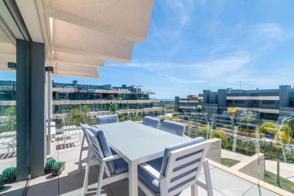 Oasis 325 First Floor - Selwo Aventura