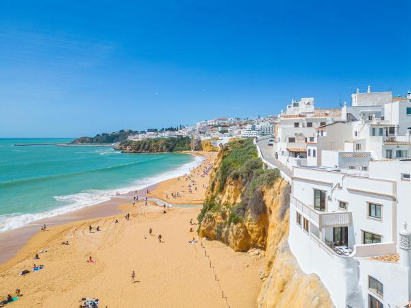 Casa Na Muralha - Beach Front - Rooftop Jacuzzi By Dreamvillasalbufeira - Albufeira
