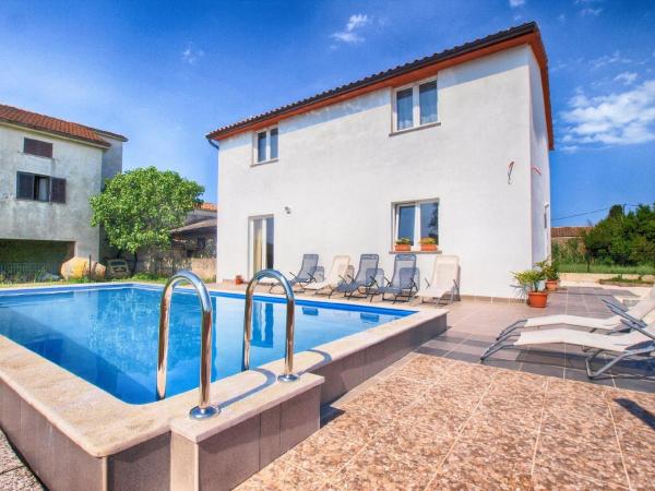 Ferienhaus Mit Privatpool Für 8 Personen Ca 120 Qm In Medulin, Istrien Südküste Von Istrien - Pula