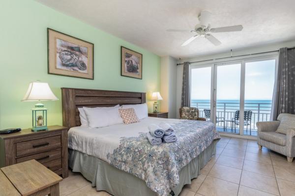 Exquisite 2-br Oceanfront Haven With 3 Private Balconies At The Wyndham Oceanwalk - Daytona Beach, FL