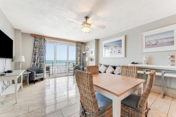 Oceanfront Bliss 3br Direct Ocean Front Retreat On The 4th Floor At The Wyndhamocean Walk Resort - Daytona Beach, FL