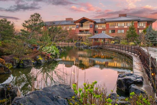 Best Western Premier Boulder Falls Inn - Oregon